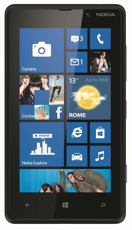 Nokia Lumia 820 στην Ελλάδα από την Cosmote - XBLOG.GR